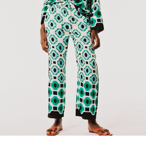 Zara | Pants & Jumpsuits | Zara Geometric Print Pants | Poshmark